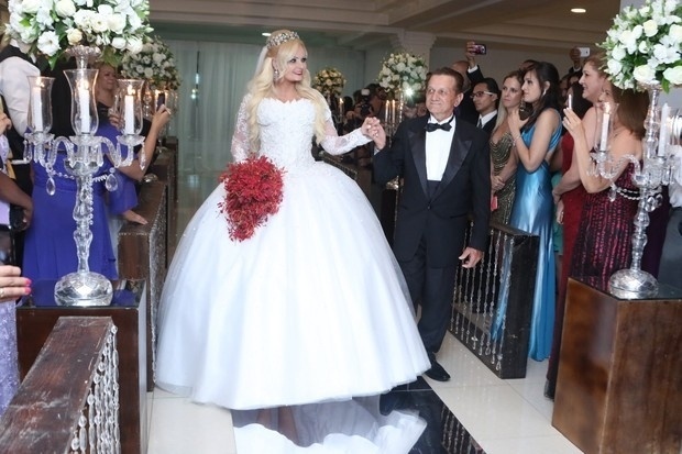 Funkeira Mulher Pera se casa em São Paulo - Notícias - BOL