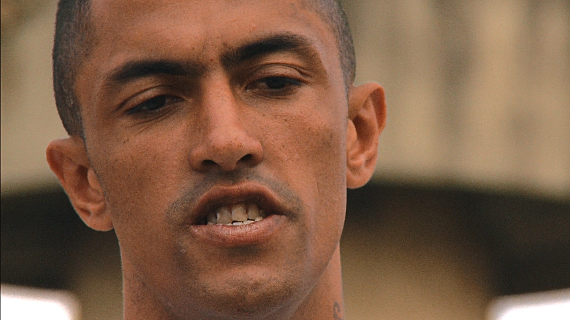 Diretor de "Na Quebrada" diz que ser irmão de Huck "ajuda e atrapalha" - 03/10/2014 - UOL ...