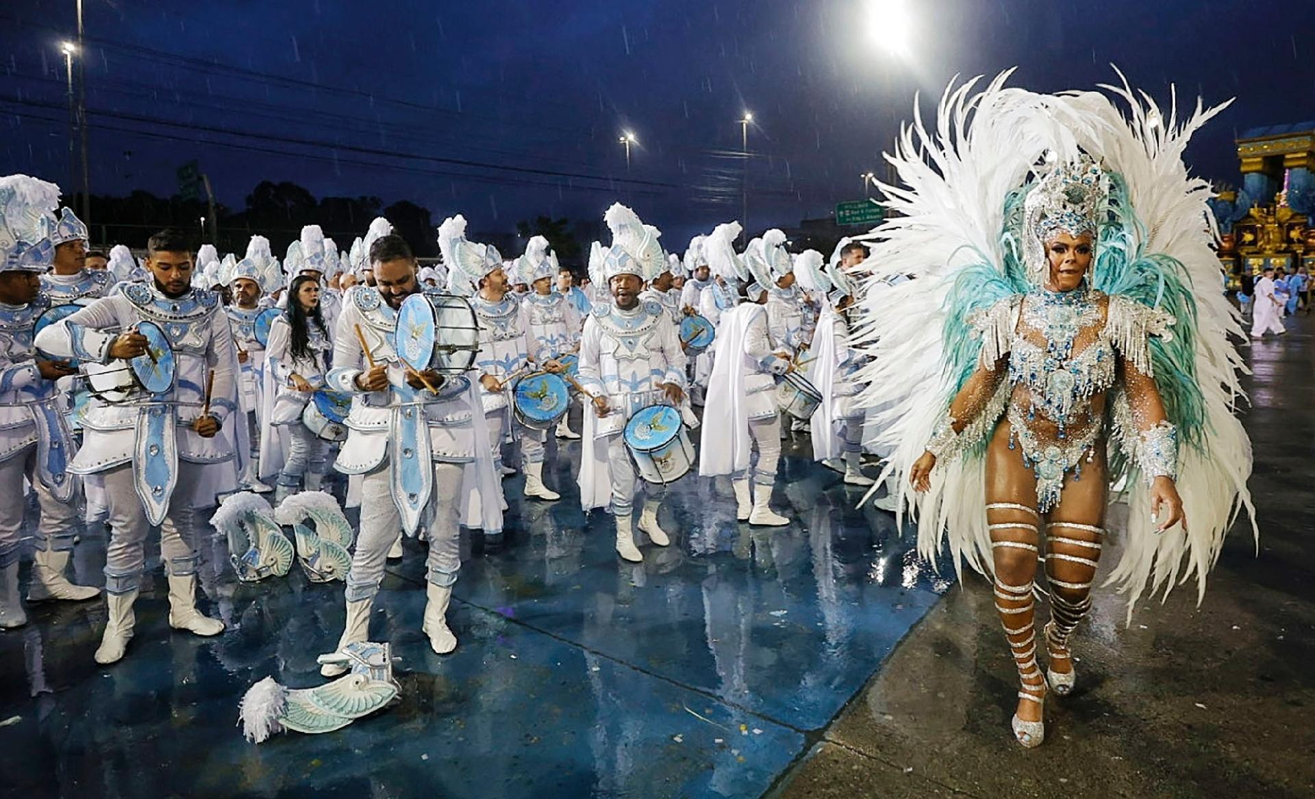 Carnaval 2023: Bastidores do 2º dia de desfiles em São Paulo