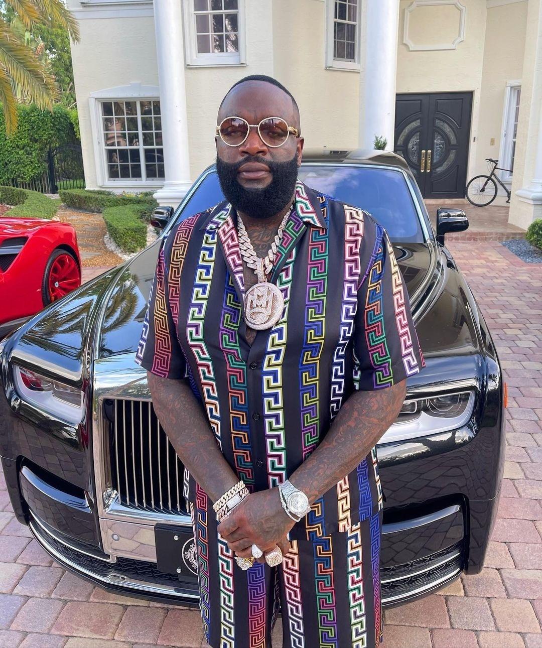 Rapper Rick Ross tem mais de 100 carros e só tirou CNH aos 45 anos