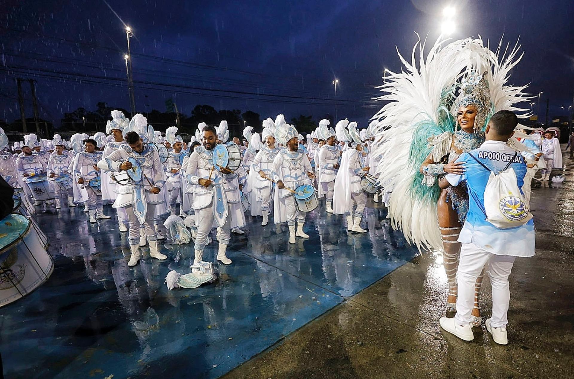 Carnaval 2023: Bastidores do 2º dia de desfiles em São Paulo