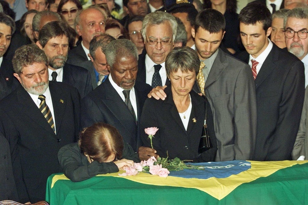 Fotos: Dez anos da morte do diplomata Sérgio Vieira de Mello - 18/08/2013 - UOL Notícias