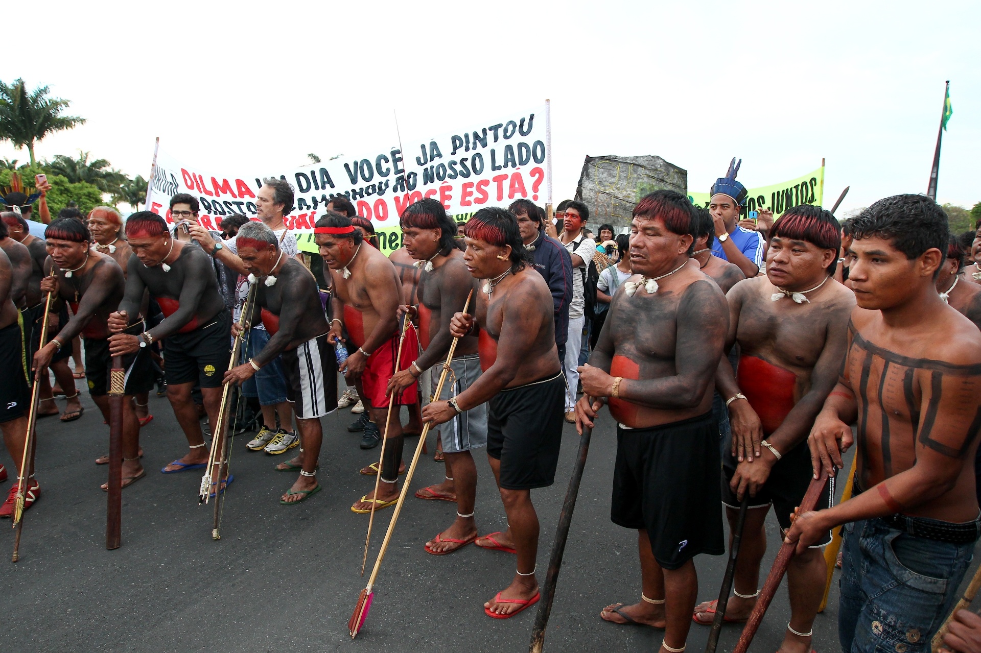 Fotos Índios Se Mobilizam Contra Mudança Na Demarcação De Terras 01