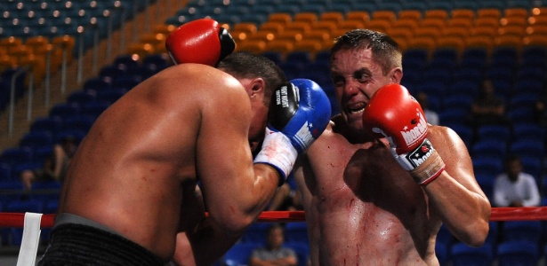 Fotos: Disputa do cinturão dos peso pesados de kickboxing - 24/03/2012 ...