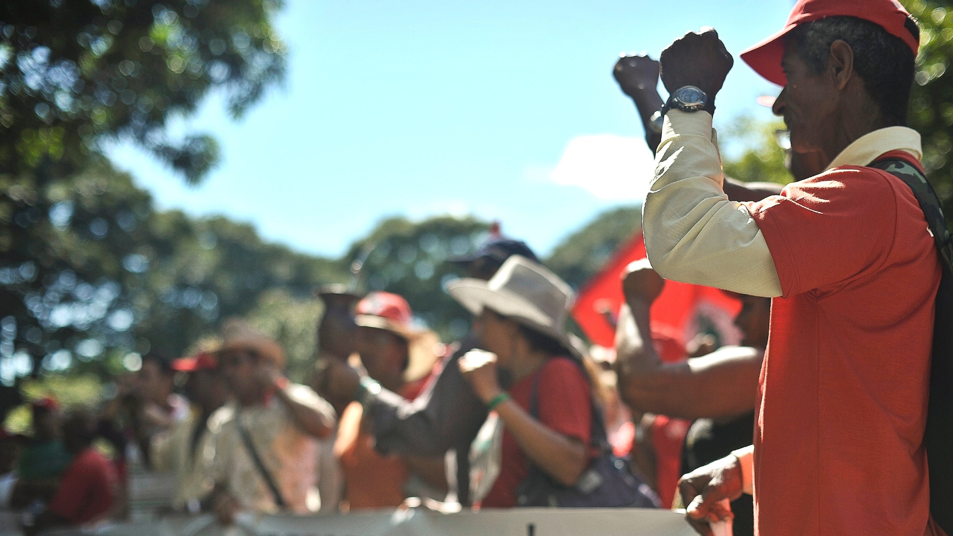 Fotos: Sem-terra realizam manifestações pelo país - 16/04/2012 - UOL ...