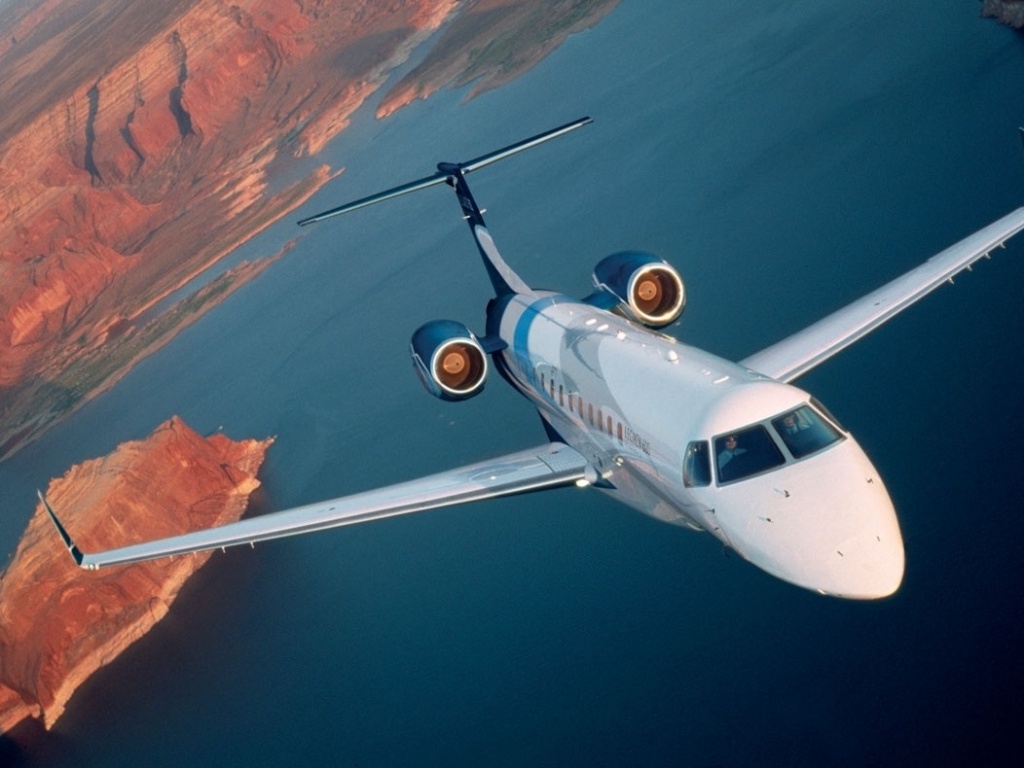 Fotos: Conheça aviões fabricados pela Embraer - 20/04/2012 - UOL Economia