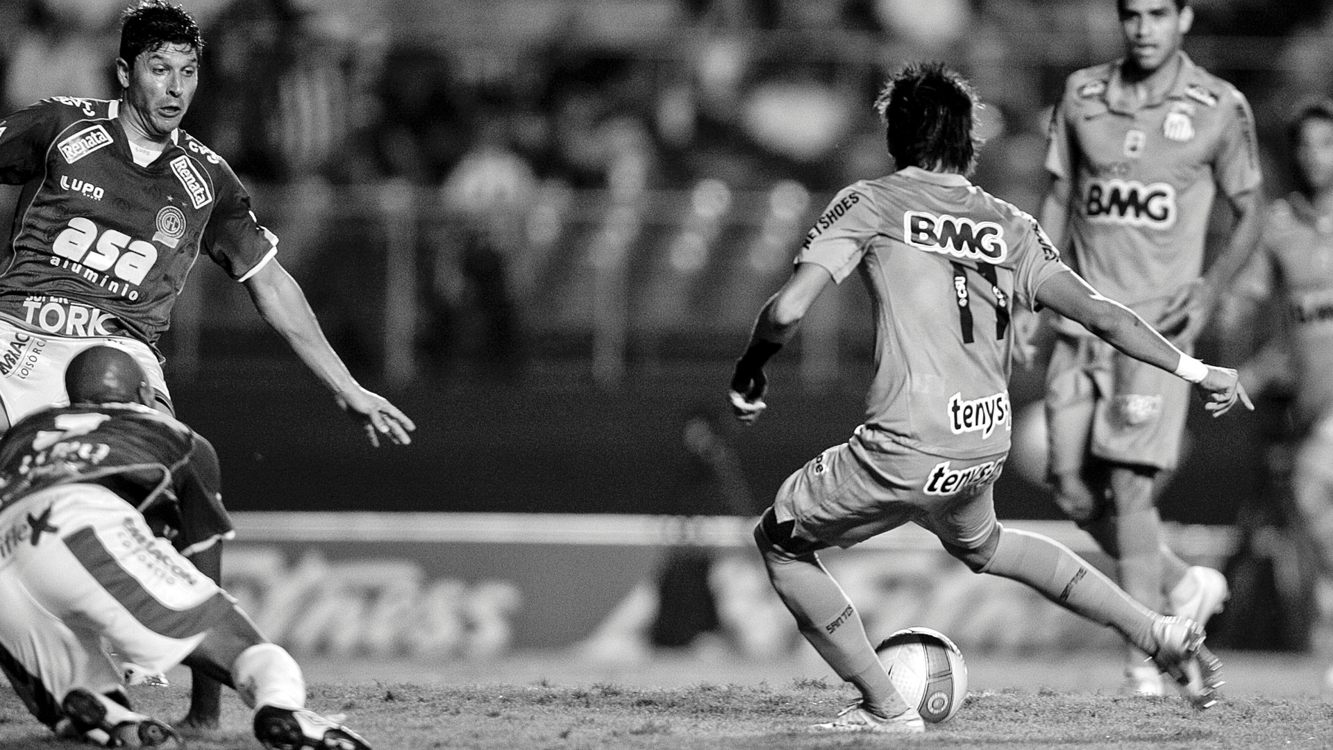 Fotos: Neymar em detalhes e em preto e branco - 06/05/2012 - UOL Esporte