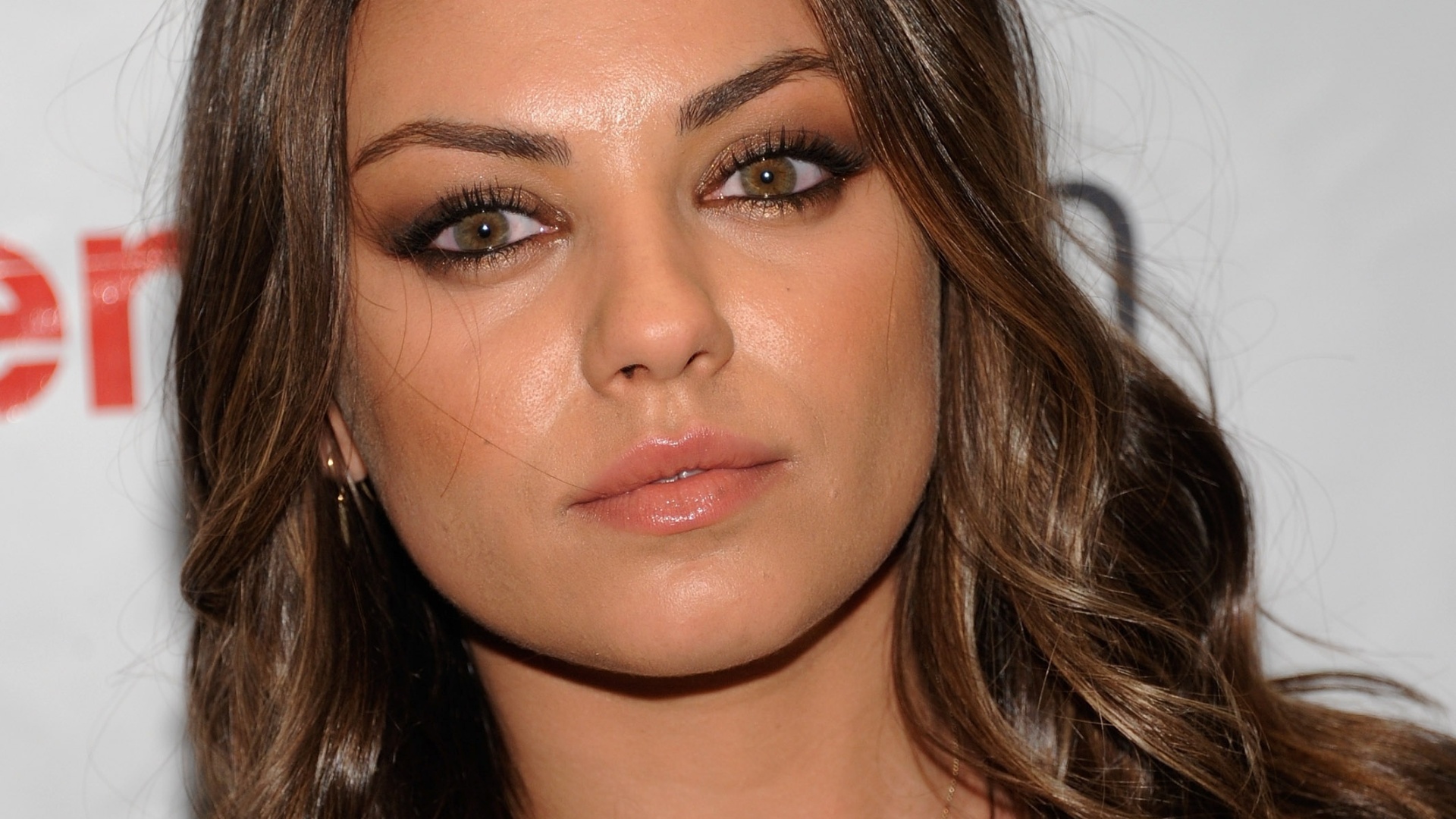 Veja Fotos De Mila Kunis Fotos Uol Tv E Famosos