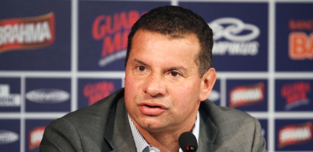 Roth diz que saída de Roger foi definida antes de sua chegada: 'Tenho ...