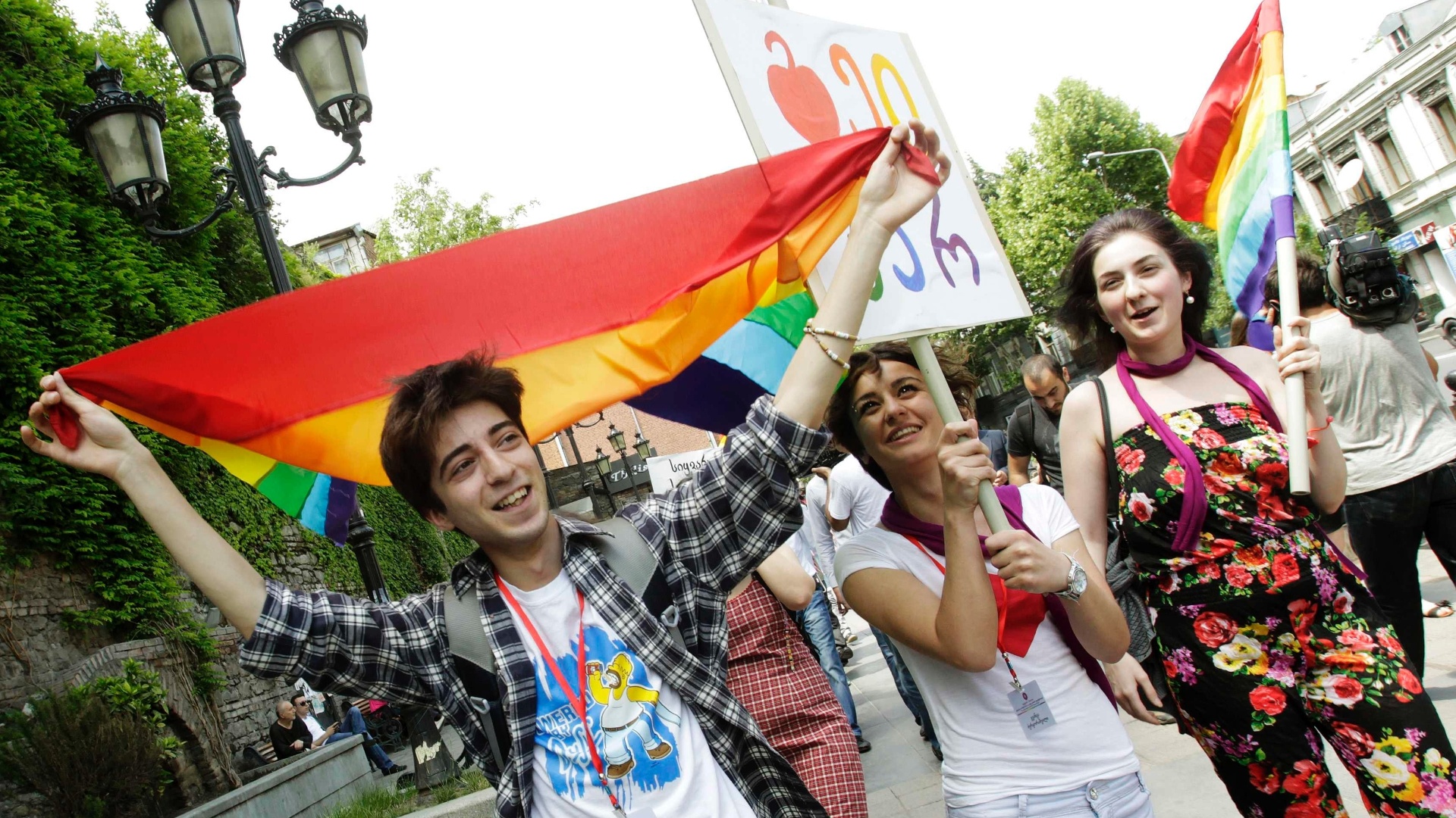 Fotos: Dia Internacional Contra Homofobia pelo mundo - 17/05/2012 - UOL ...
