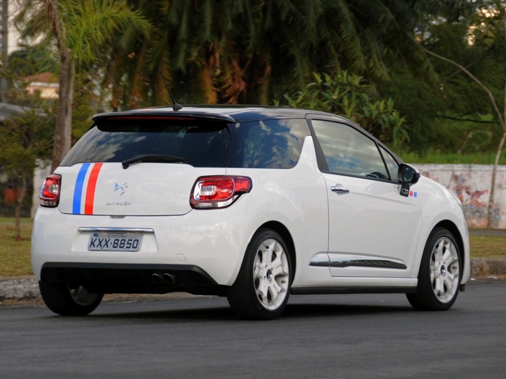 Fotos: DS3 1.6 turbo - 22/05/2012 - UOL Carros