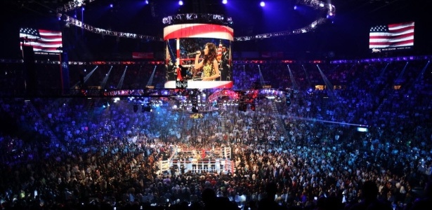 Fotos: Timothy Bradley surpreende e toma cinturão de Pacquiao - 10/06 ...