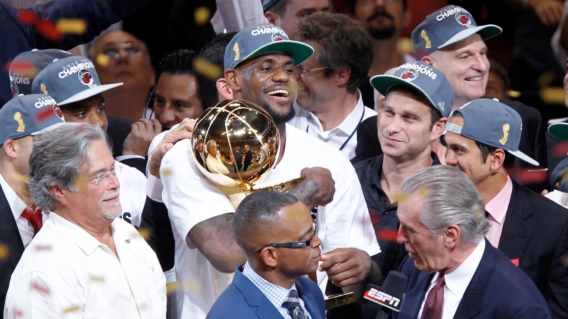 Fotos: LeBron James conquista MVP pela 4ª vez; Veja imagens da carreira ...