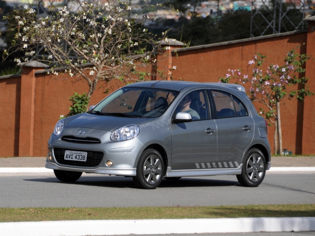 Nissan March SR tem pacote completo e preço justo; assista - 08/02/2013 ...