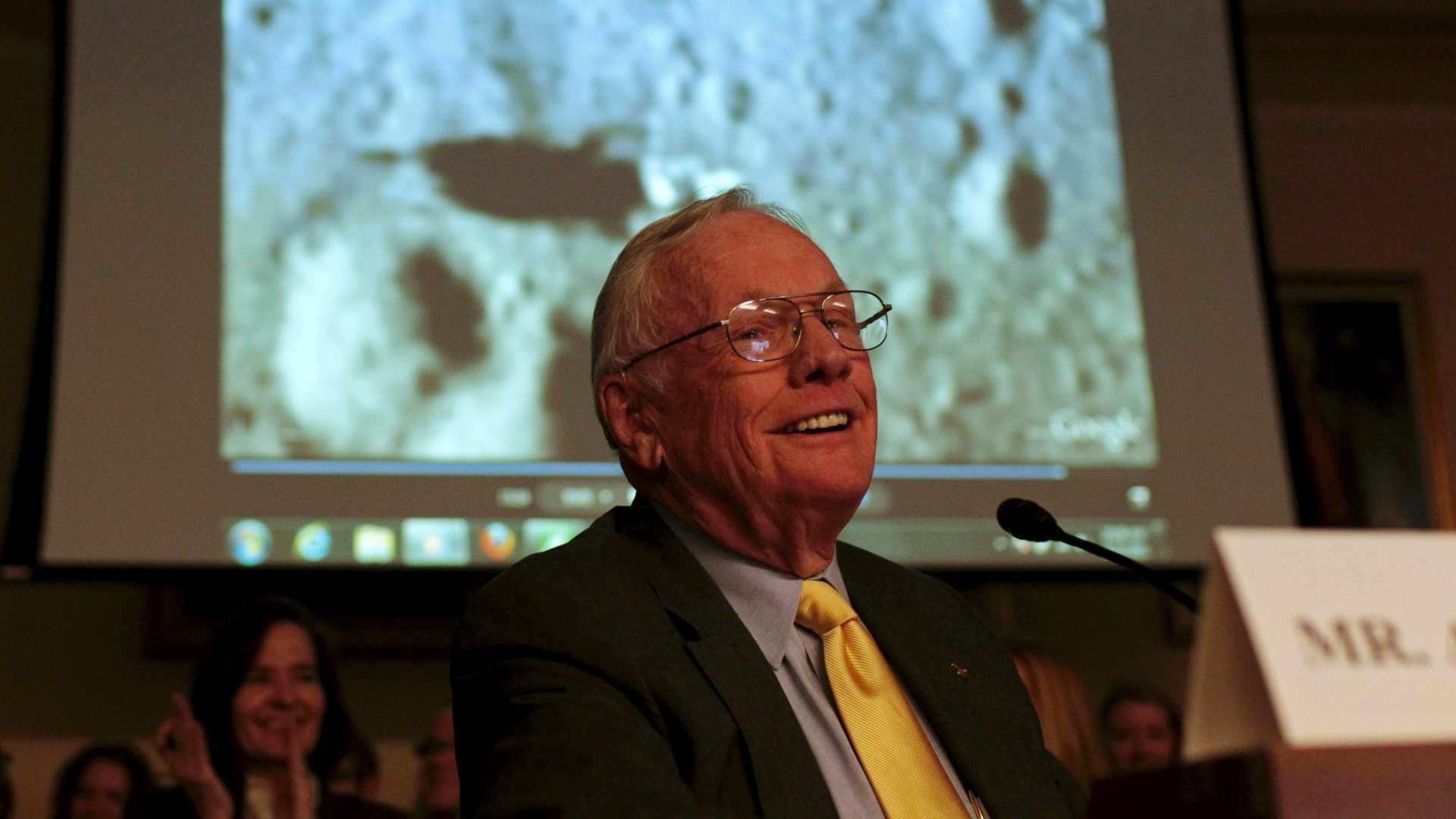 Fotos: Veja imagens da vida do astronauta Neil Armstrong, o 1º homem a ...