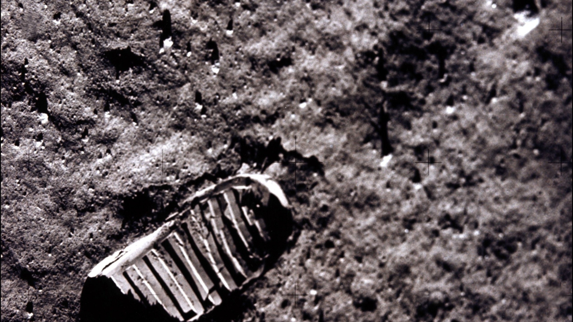 Fotos: Veja imagens da vida do astronauta Neil Armstrong, o 1º homem a ...