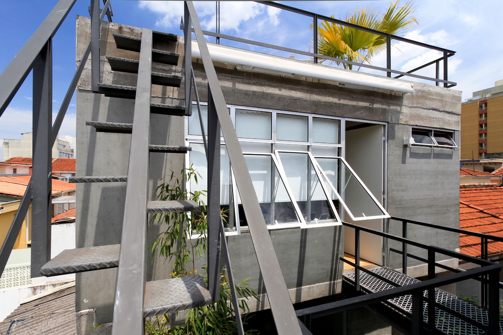Fotos: Estrutura metálica e concreto garantem ampliação de sobrado, sem ...