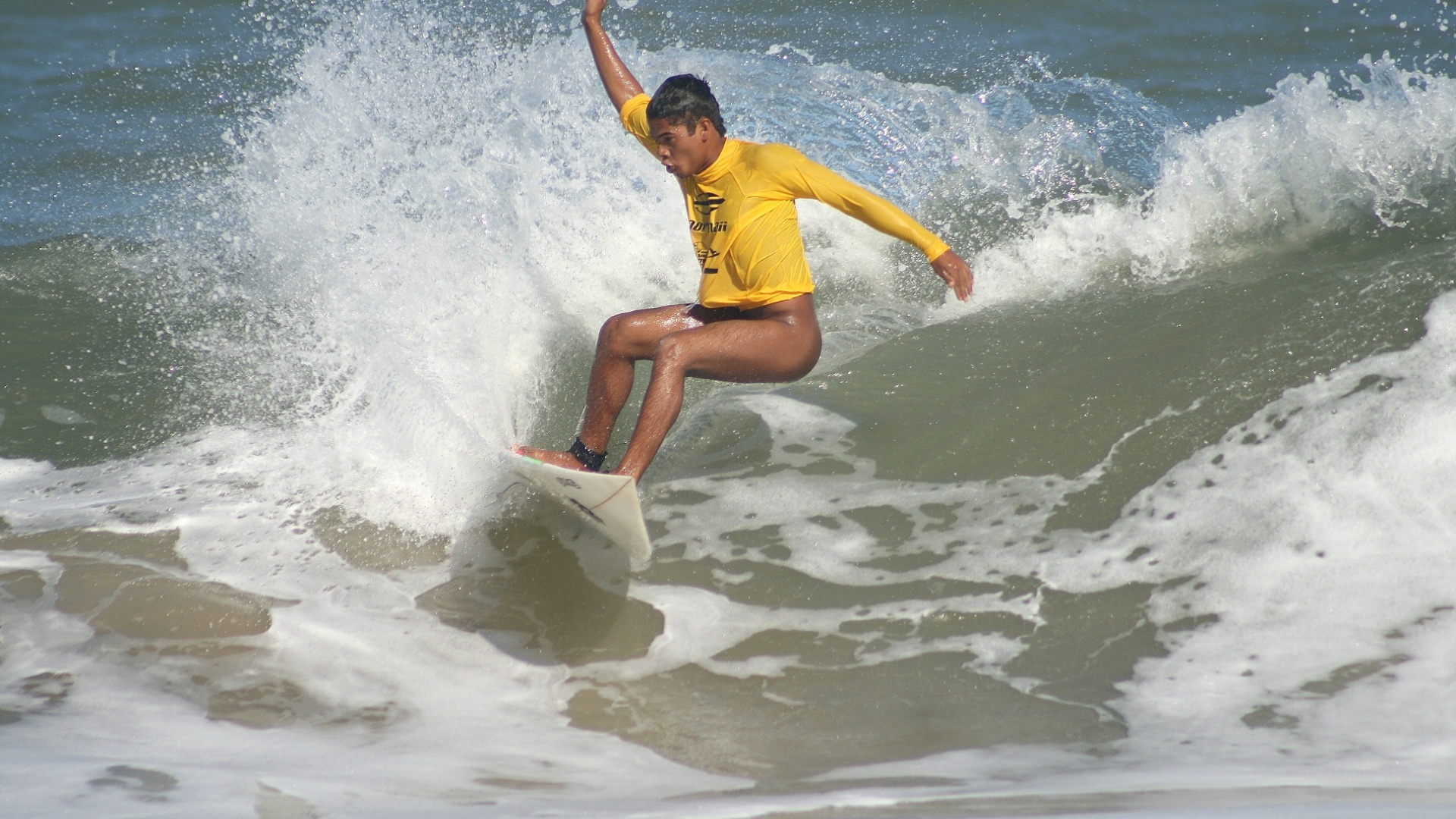 Fotos: Tambaba Open de Surfe Naturista - 06/09/2012 - UOL Esporte