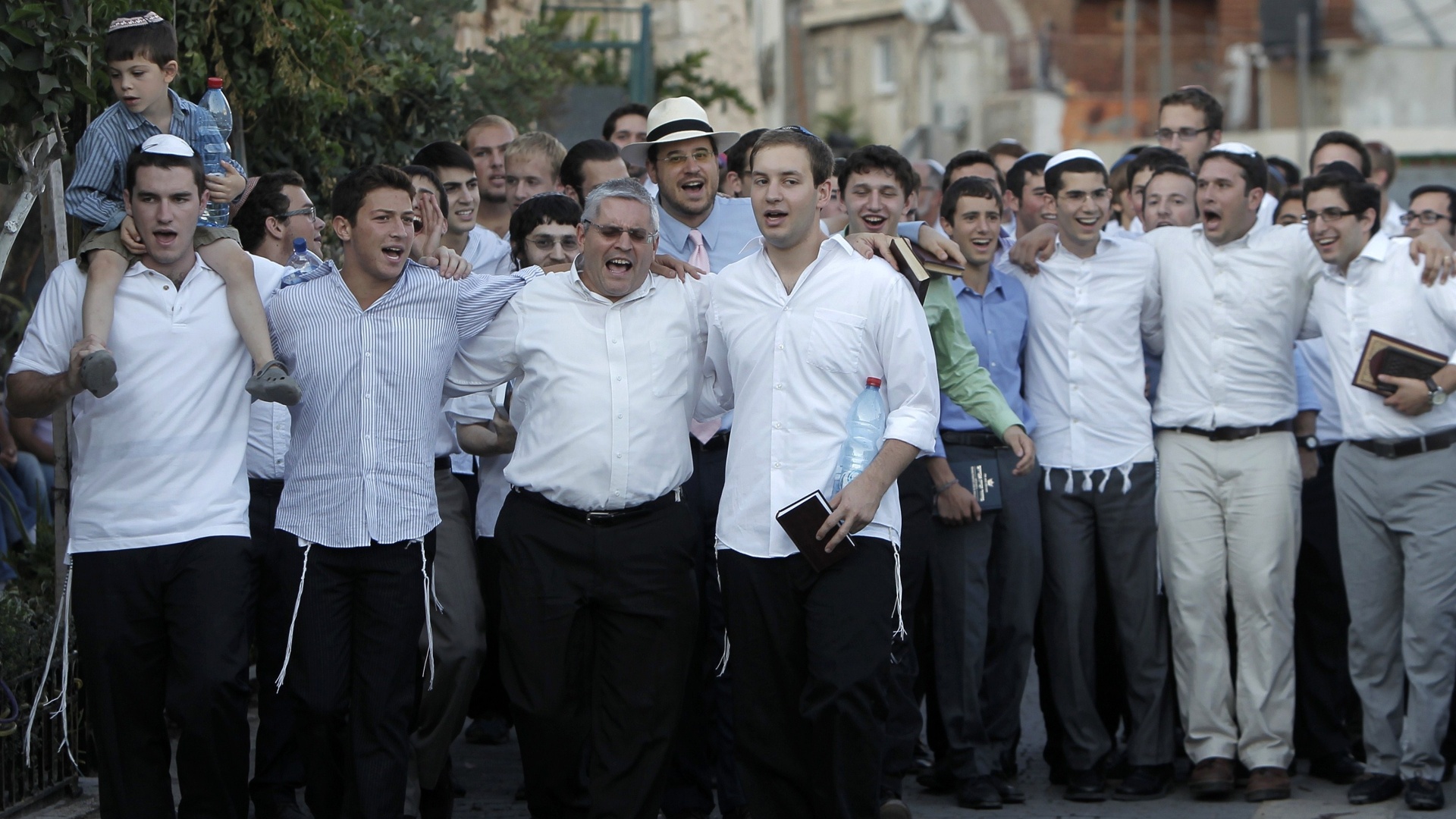 Fotos: Judeus ortodoxos celebram Ano-Novo - 17/09/2012 - UOL Notícias