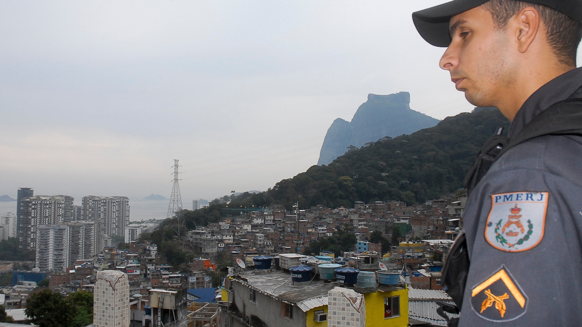 Fotos: Autoridades inauguram a primeira UPP da favela da Rocinha - 20 ...