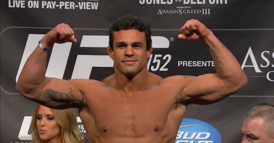 Fotos: Pesagem do UFC 152: Jones x Belfort - 21/09/2012 - UOL Esporte