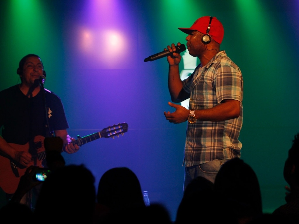 Fotos: Buchecha se apresenta em casa noturna de São Paulo - 22/09/2012 ...