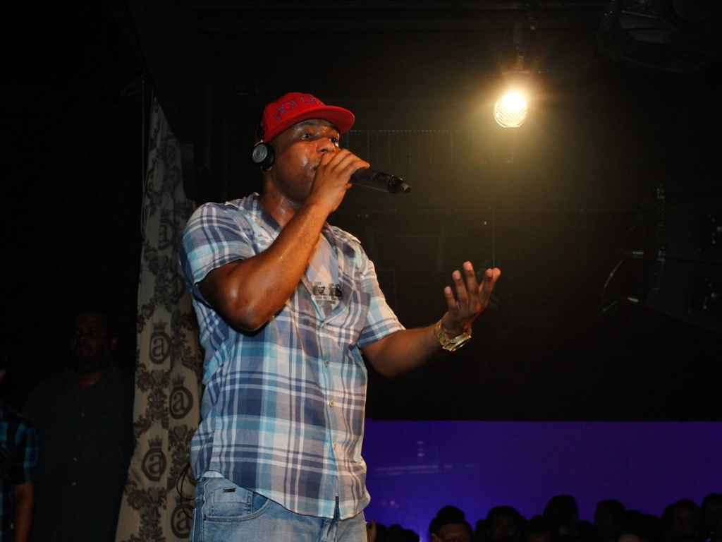 Fotos: Buchecha se apresenta em casa noturna de São Paulo - 22/09/2012 ...