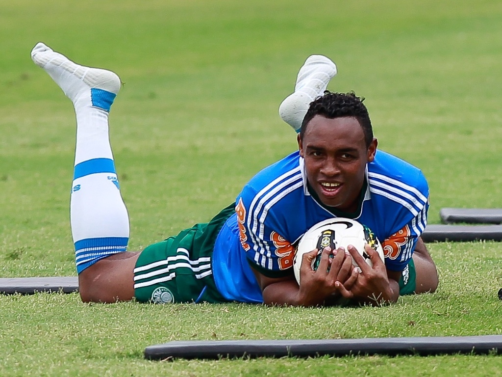 Revelado pelo Vitória, Obina diz que vai 'jogar no maior clube da Bahia ...