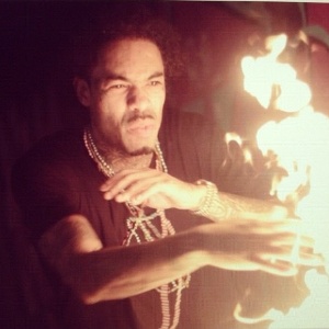 Rapper Gunplay se entrega à polícia de Miami depois de assalto à mão ...