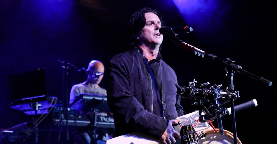 Fotos: Veja imagens dos shows do Marillion no Brasil - 12/10/2012 - UOL ...