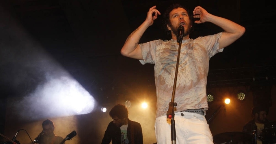 Fotos: Veja fotos do cantor Otto em show na Praça Victor Civita em São ...