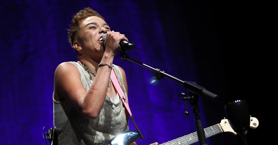 Fotos: Maria Gadú faz show no HSBC Brasil, em São Paulo - 20/10/2012 ...