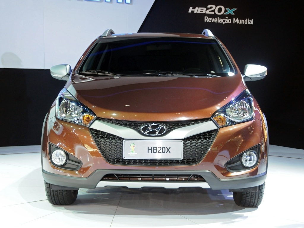 Hyundai antecipa versão cross do HB20 e anuncia i30 flex - 22/10/2012 ...