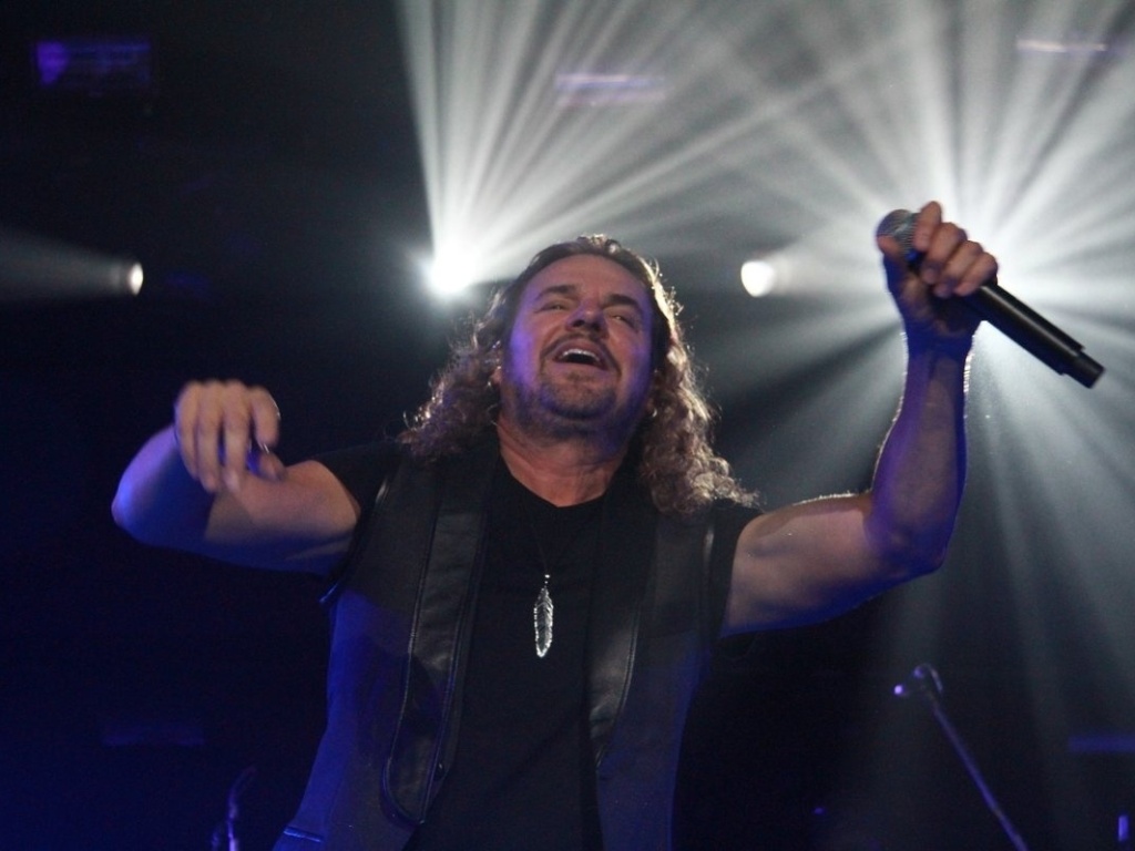 Fotos: Veja imagens da turnê da banda Maná no Brasil - 23/10/2012 - UOL ...