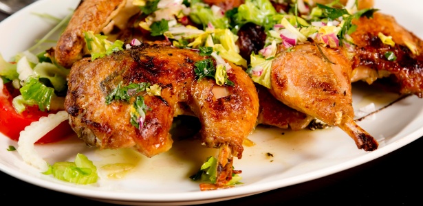 Pollo al Mattone (frango assado): Receita, Como Fazer e Ingredientes