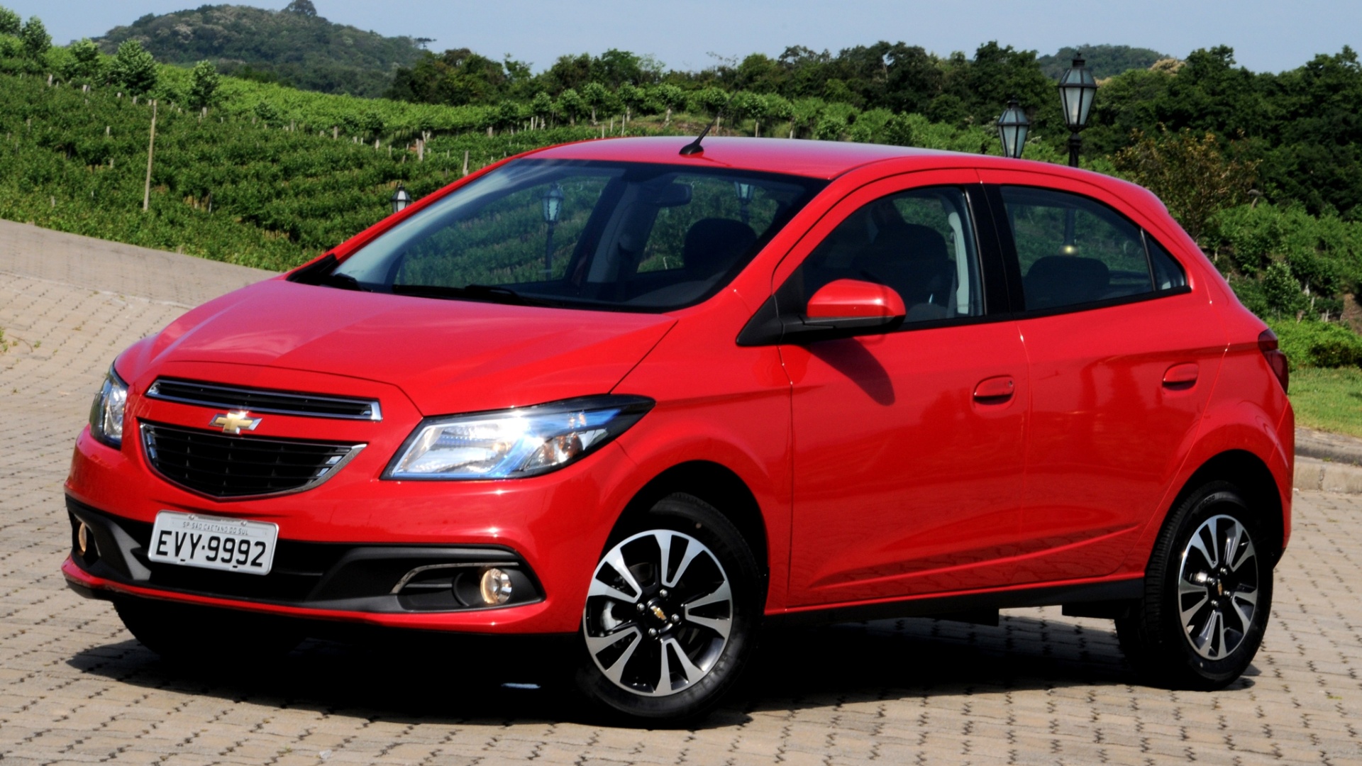 Fotos: Onix LTZ - 24/10/2012 - UOL Carros