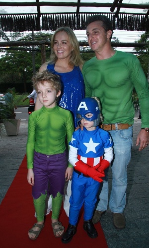 Angélica e Luciano Huck celebram os cinco anos de Benício - Fotos - UOL ...