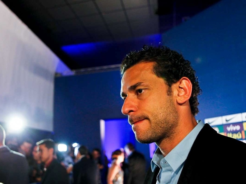 Fred aproveita paz com torcida e recupera protagonismo no marketing do ...