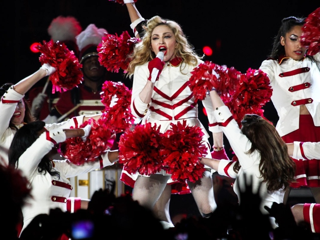 Fotos: Veja fotos do show de Madonna em São Paulo na turnê "MDNA" - 04 ...