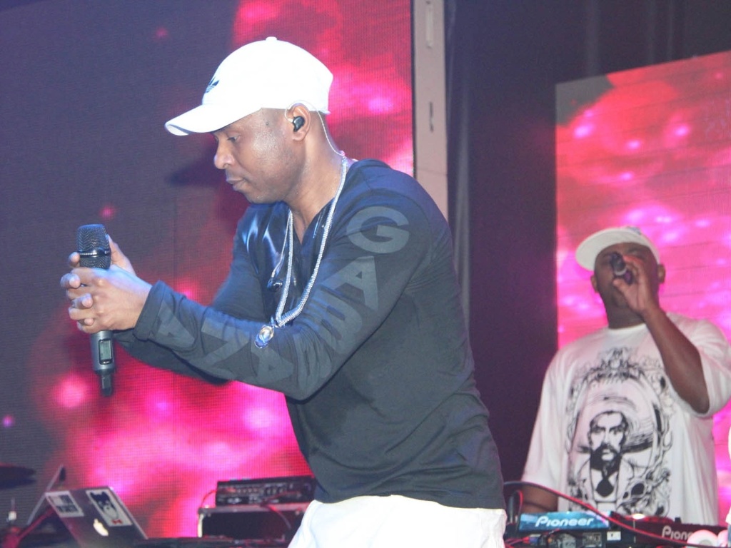 Fotos: Buchecha faz show em casa noturna de São Paulo - 07/12/2012 ...