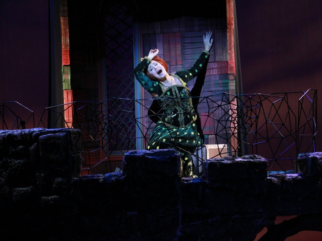 Ilusionismo fará Fiona voar na versão brasileira do musical "Shrek ...