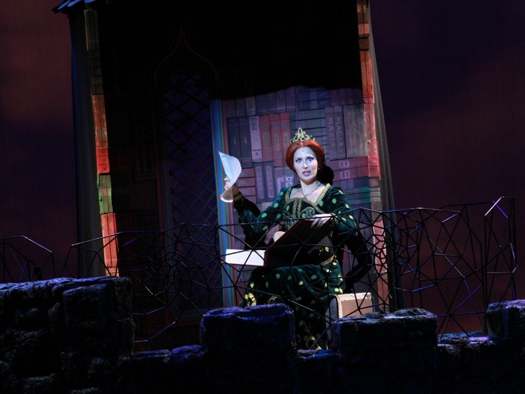 Ilusionismo fará Fiona voar na versão brasileira do musical "Shrek ...