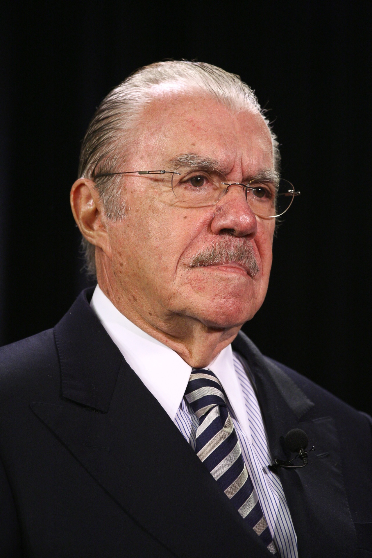 Fotos: José Sarney no Poder e Política - 31/12/2012 - UOL Notícias