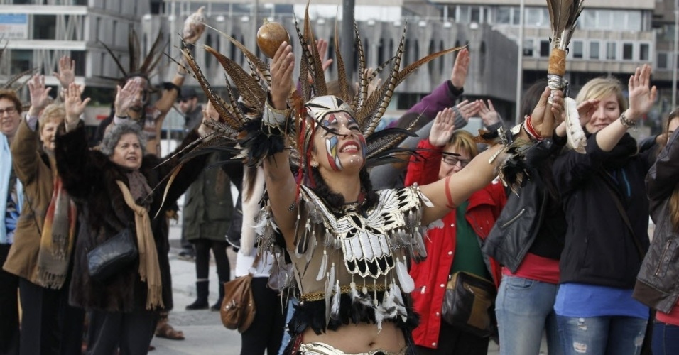 Fotos: Veja celebrações do "fim do mundo" em diversos países - 21/12 ...