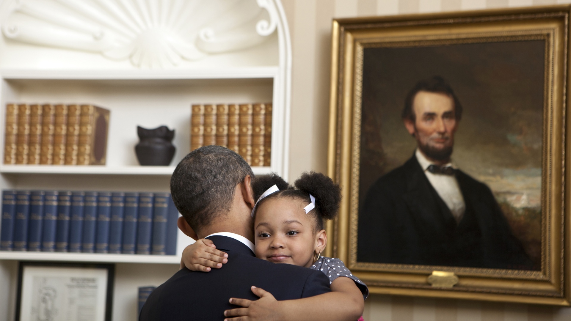 Fotos: Barack Obama leva jeito com crianças? Confira as imagens e tire ...