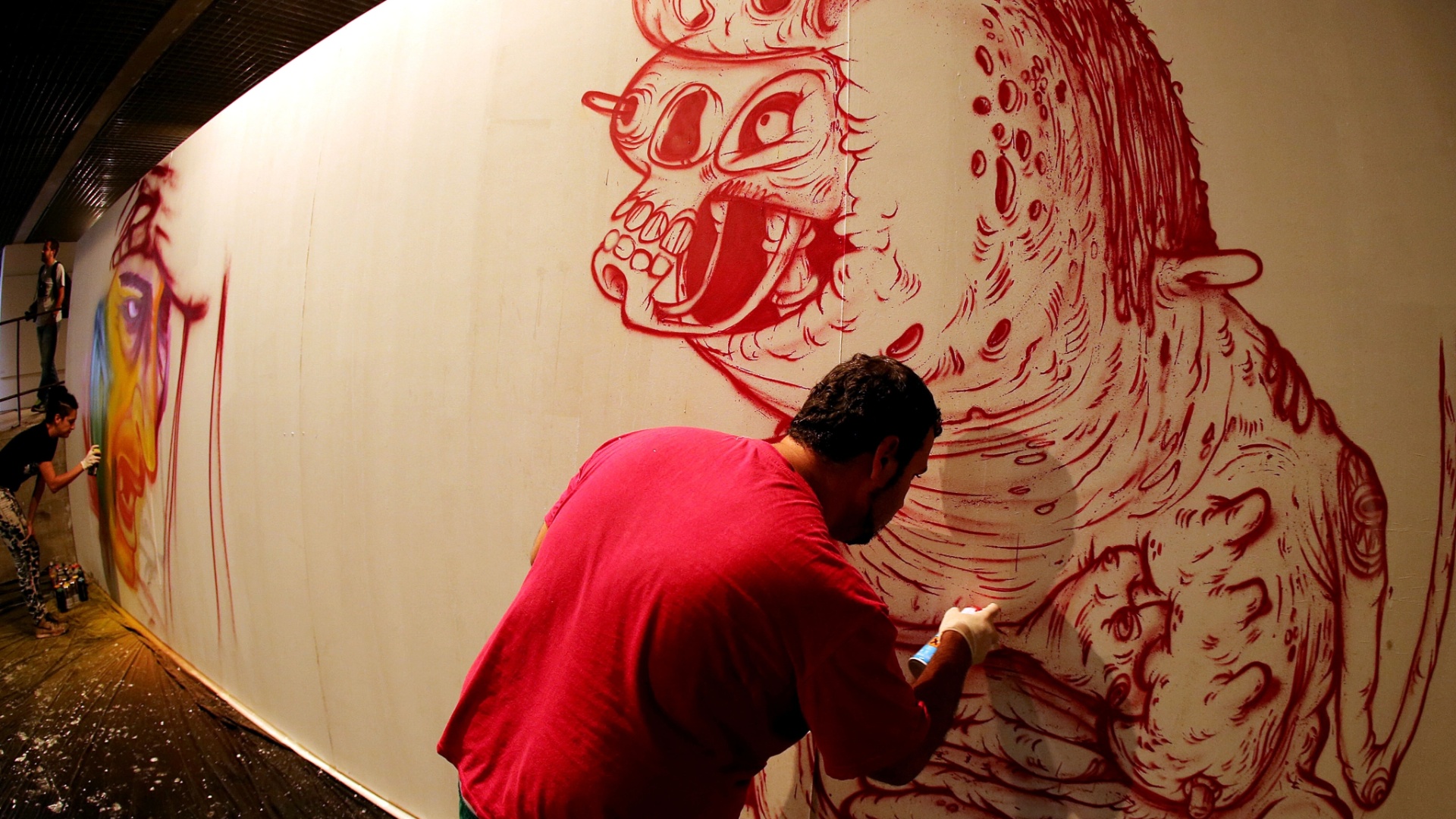 Fotos: Veja fotos da montagem da 2ª edição da Bienal "Graffiti Fine Art ...