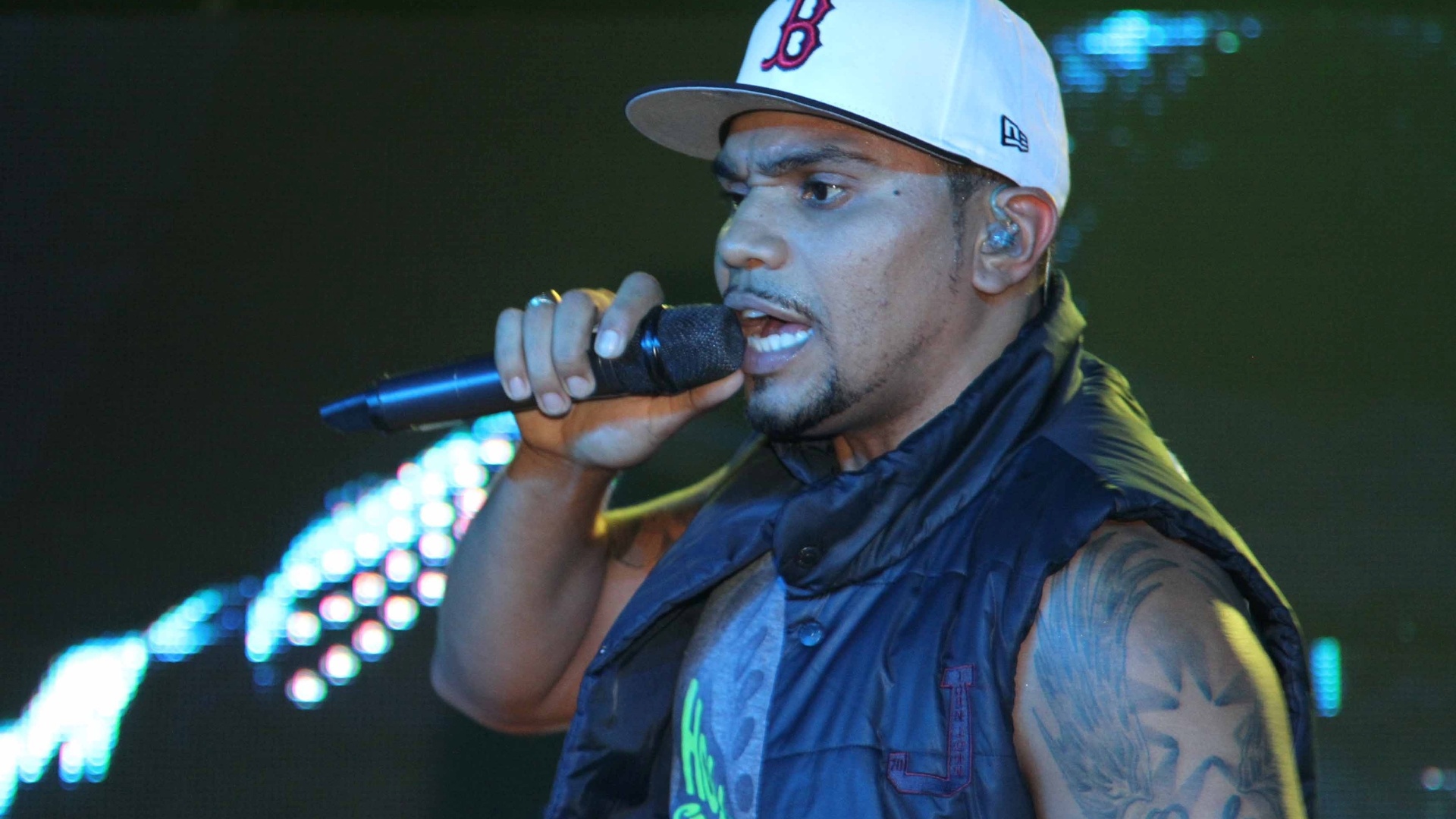 Fotos: Após show no "BBB13", Naldo se apresenta em São Paulo - 24/01 ...