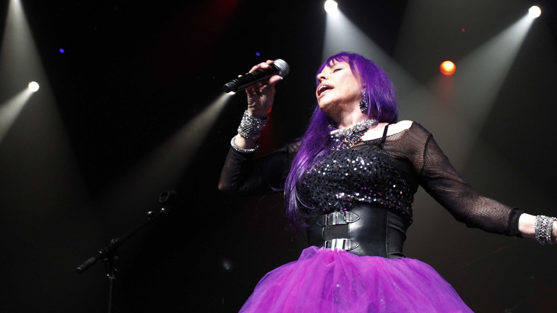 Fotos: Baby do Brasil faz releitura de sua carreira com novo show - 03 ...