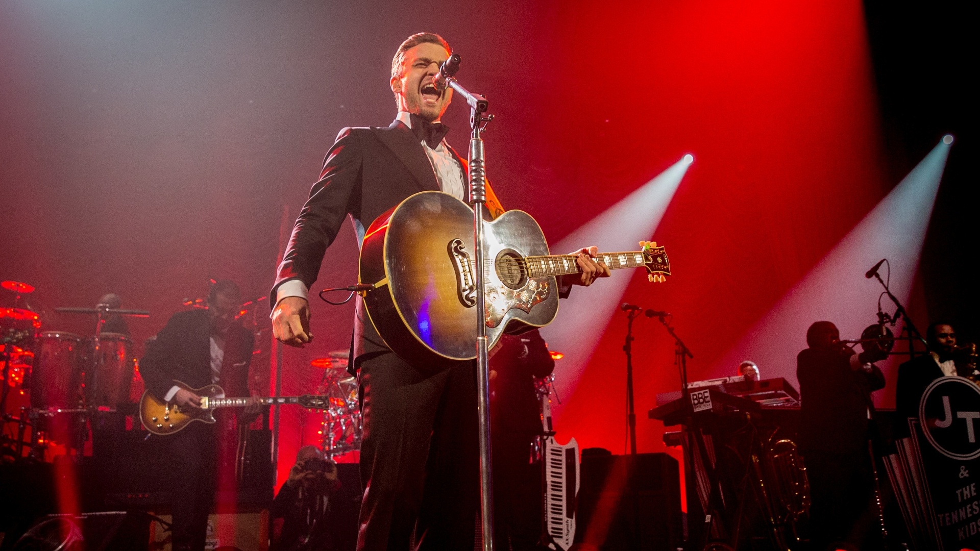 Fotos: Justin Timberlake retorna aos palcos em evento beneficente - 04 ...