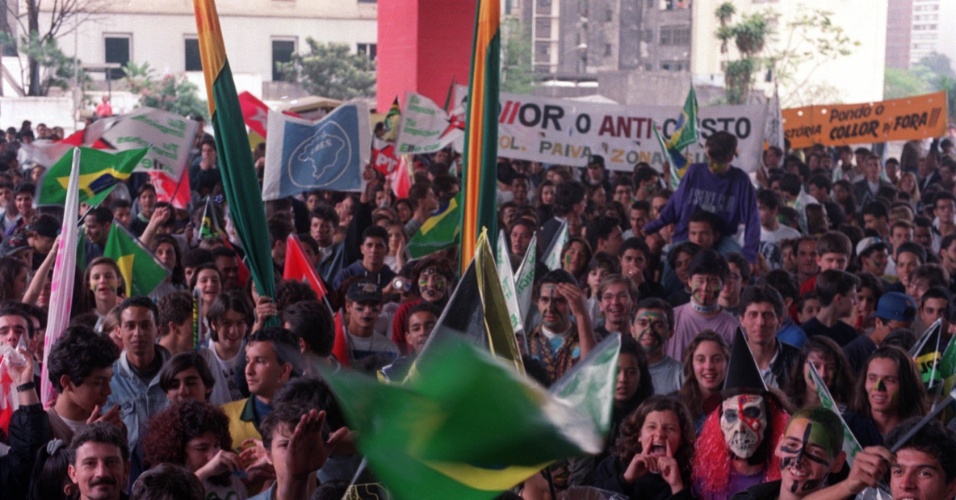 Relembre os 33 anos do PT em 33 imagens - Fotos - UOL Notícias